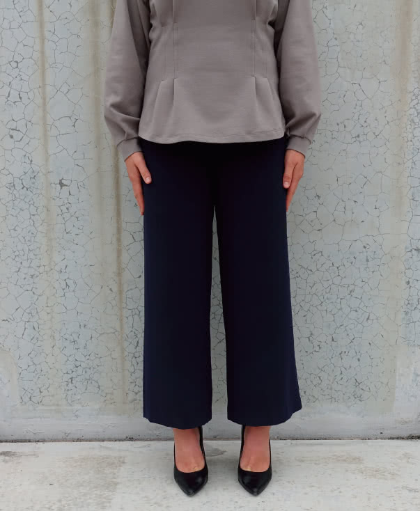 Fifi Woven Pant Sewing Pattern – Pants & Shorts Sewing Patterns – Style Arc