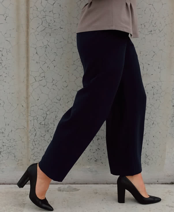 Fifi Woven Pant Sewing Pattern – Pants & Shorts Sewing Patterns – Style Arc